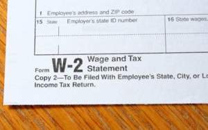 Direct Deposit vs Physical Paycheck: How Do They Work?